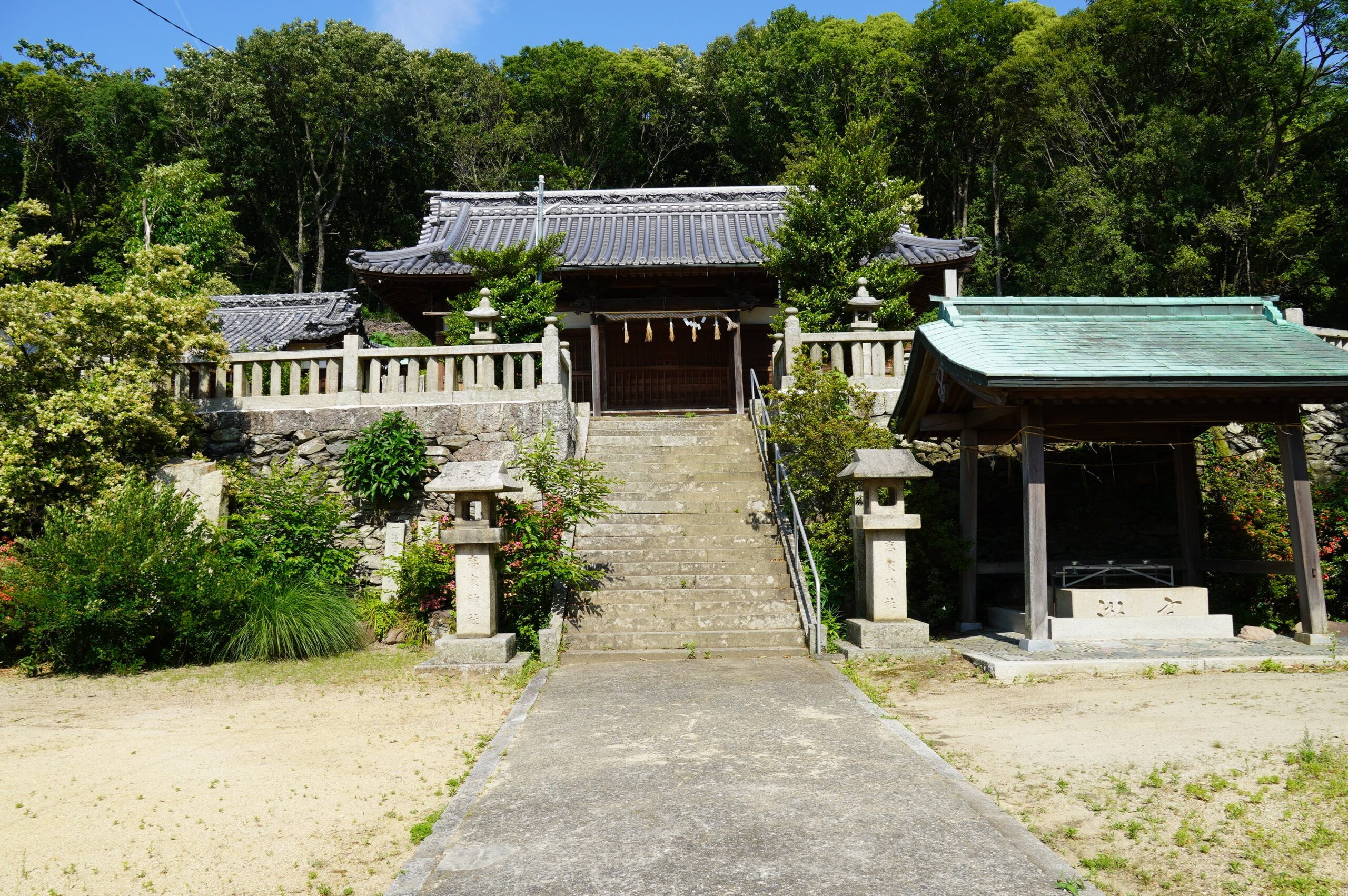 Takaya Shrine - [Official] Sakaide City, Kagawa Tourism & Travel Guide ...